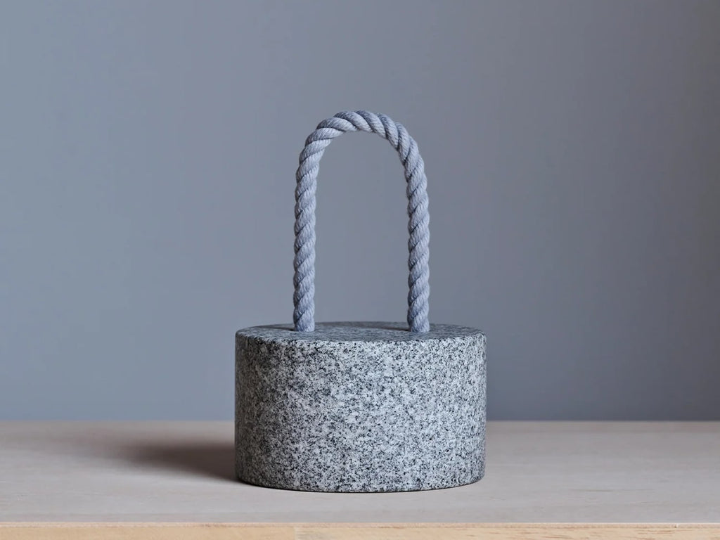 Solid Door Stopper | ソリッド ドアストッパー by Shigeki Fujishiro | Aji Project– Generate Design